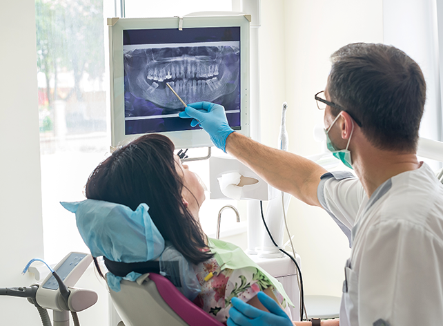 Everything About Gappy Teeth Causes, Treatment & Symptoms